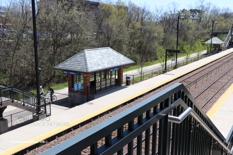Winnetka's Metra Station - Winnetka Real Estate for Sale | Homes-Condos ...